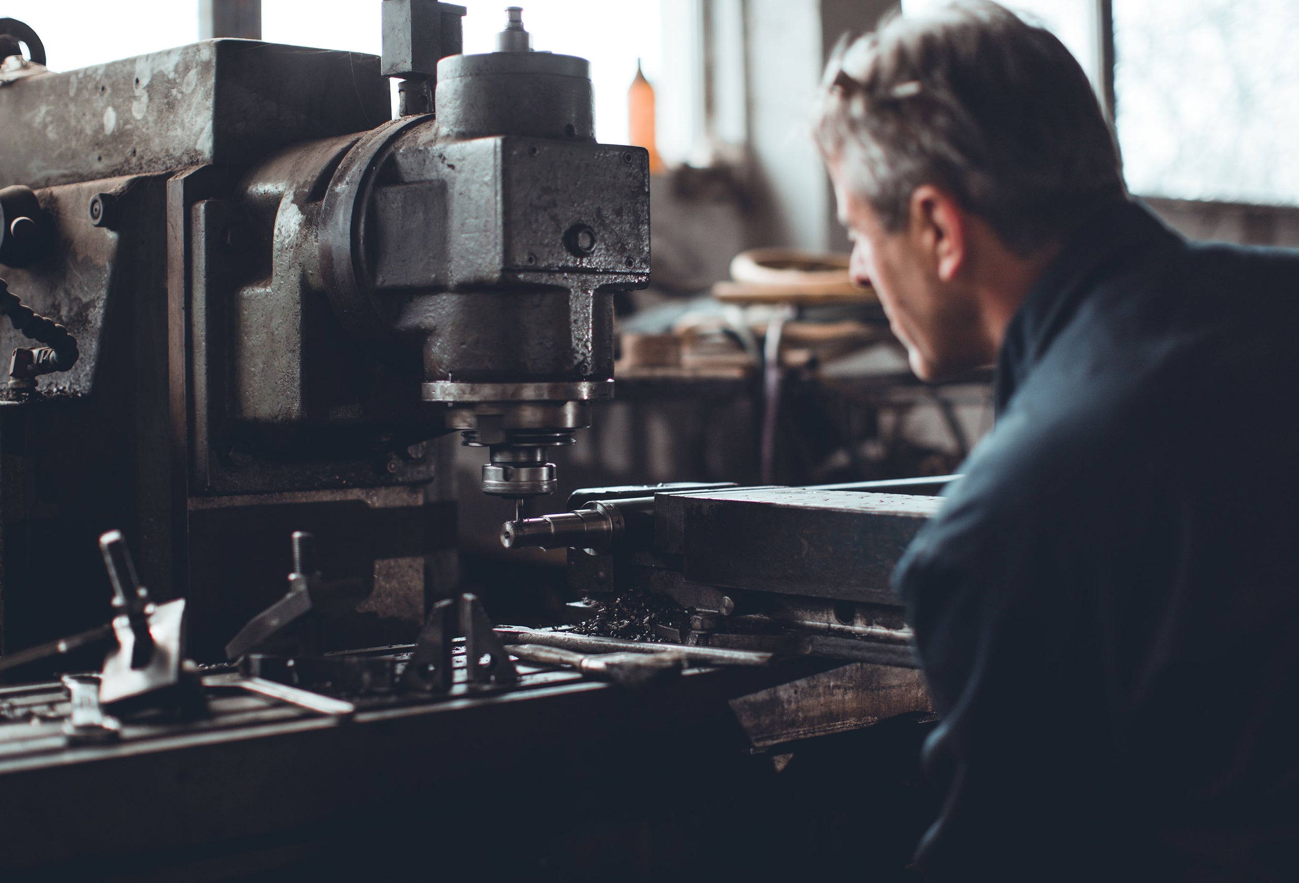 Cre-Oil Penetrating Oil - The Gold Standard of Penetrant Spray